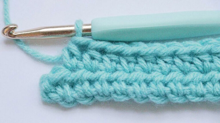 How to Half Double Crochet Stitch (hdc) for Beginners - Crafts on Air