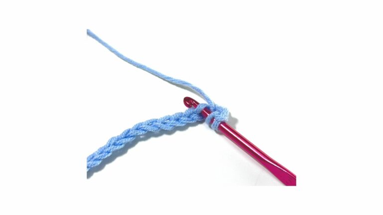 How to Double Crochet Stitch (dc) - Beginner’s Guide - Crafts on Air